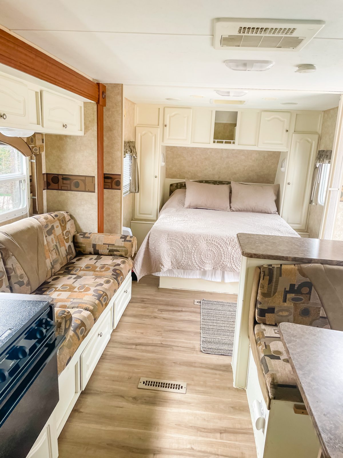 Camper #3 - Hillside Cottages